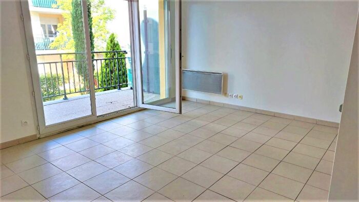 Appartement 3 pièces à louer à Corbeil-Essonnes, Pressoir, Prompt