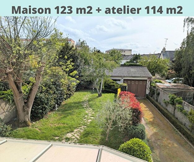 Maison à vendre - Angers, Monplaisir - 5 pièces - 3 chambres