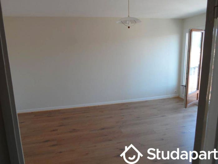 Appartement 2 pièces à Entre les Deux Routes-Champs Fleuris, Dombasle-sur-Meurthe, à louer
