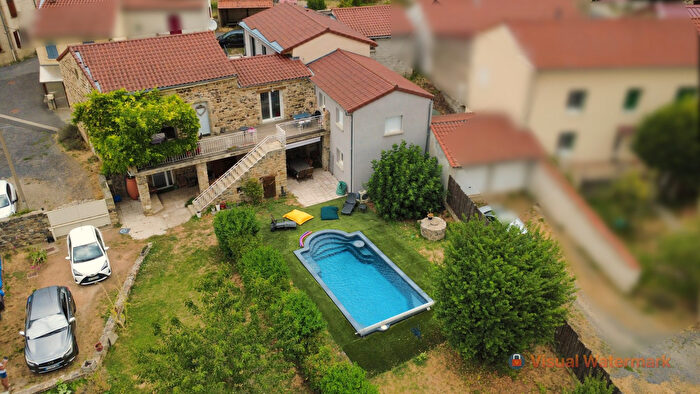 Saint-Babel : Maison 8 pièces à vendre