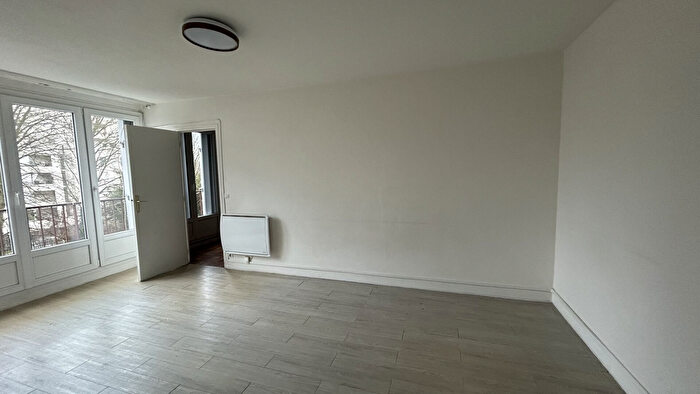 Appartement à vendre - Villiers-le-Bel, Derrière les Murs, Cerisaie - 2 pièces - 1 chambre