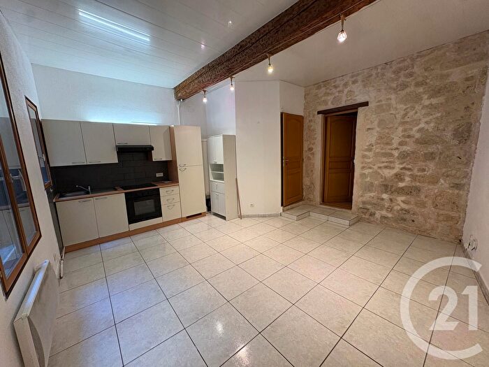 Sommières : Appartement 2 pièces à louer