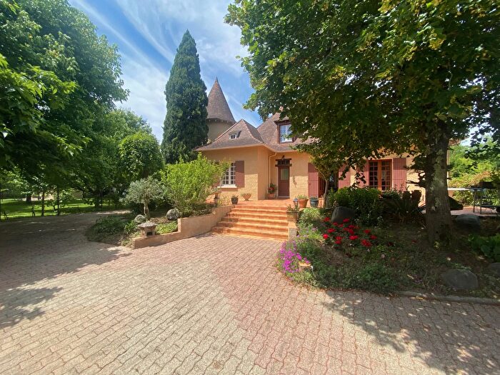 Maison à vendre - Saint-Germain-et-Mons - 8 pièces - 6 chambres