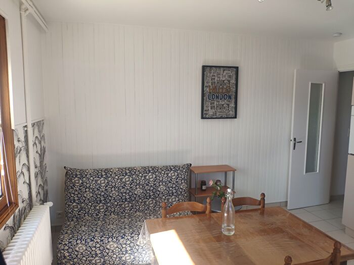 Appartement à louer - Poisy - 2 pièces - 1 chambre