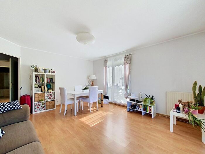 Guyancourt, Village - Appartement 3 pièces à vendre