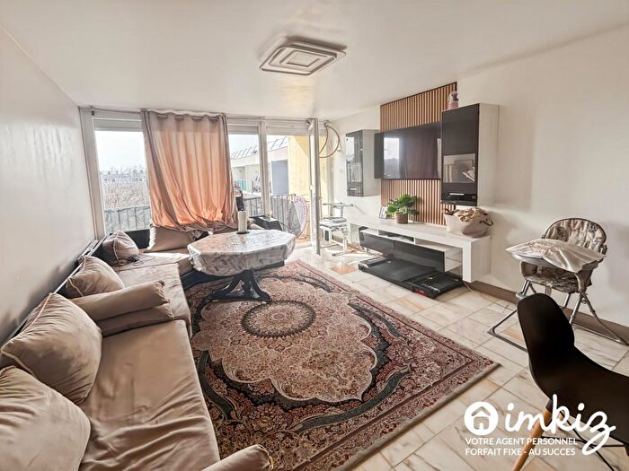 Appartement à vendre - Villeneuve-Saint-Georges, Triage - 3 pièces - 2 chambres