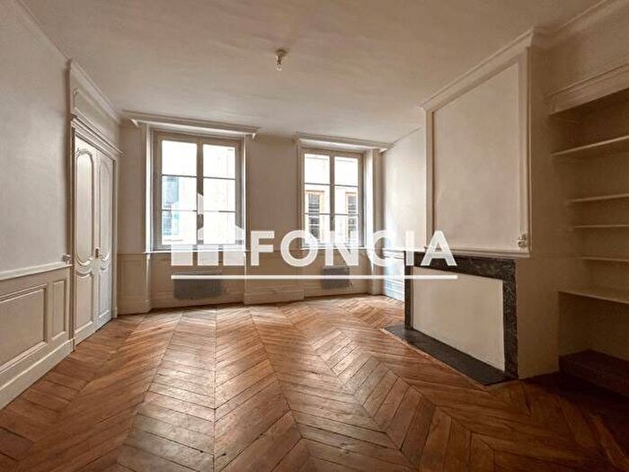 Appartement à louer - Terreaux, Lyon er arrondissement - 4 pièces - 3 chambres