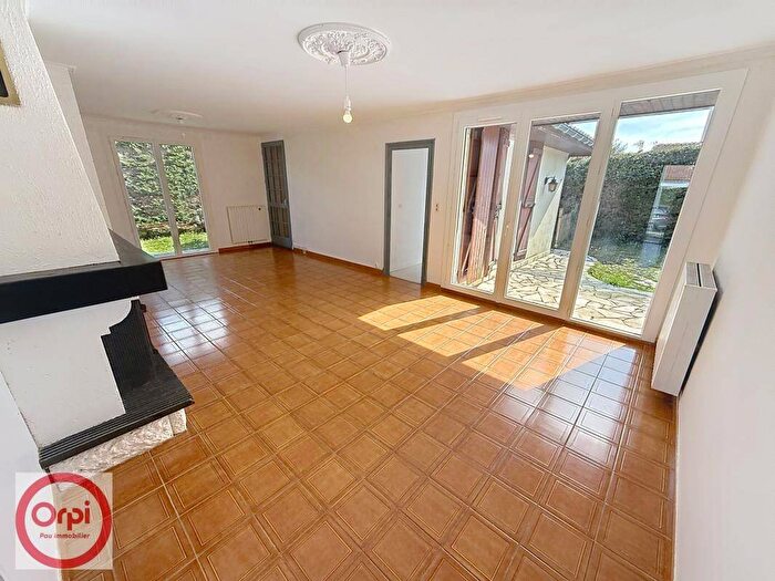 Maison à louer - Le Hameau, Pau - 5 pièces - 4 chambres