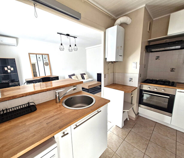 Appartement à vendre - La Garde, Le Village - 3 pièces - 2 chambres