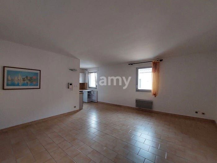 Centre Ville-Louis Blanc, Alès - Appartement 2 pièces à louer
