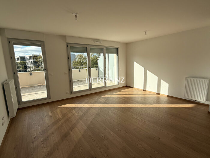 Appartement à vendre - Villenave-dOrnon, Chambéry, La Monnaie, Carbonnieux, Trigan - 4 pièces - 3 chambres