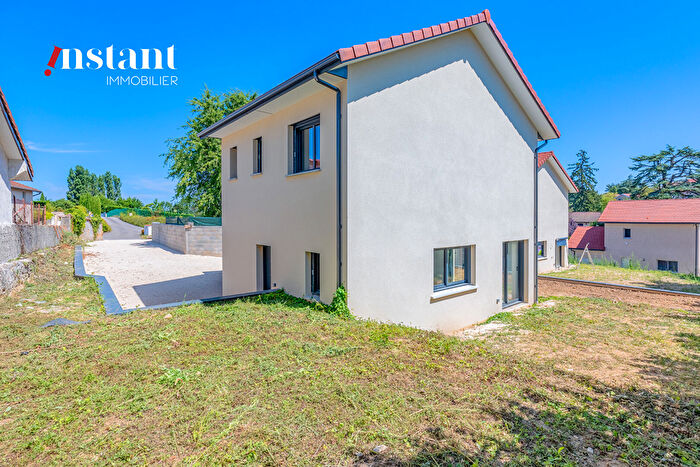 Maison à louer - Diémoz - 4 pièces - 3 chambres