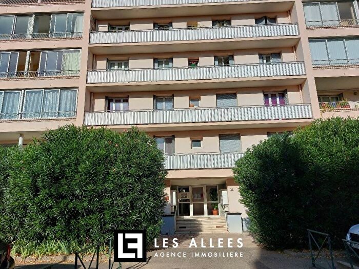 Appartement à louer - Montélimar - 3 pièces - 2 chambres