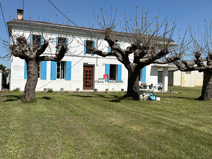 Maison à vendre - Saint-Savin - 6 pièces - 4 chambres