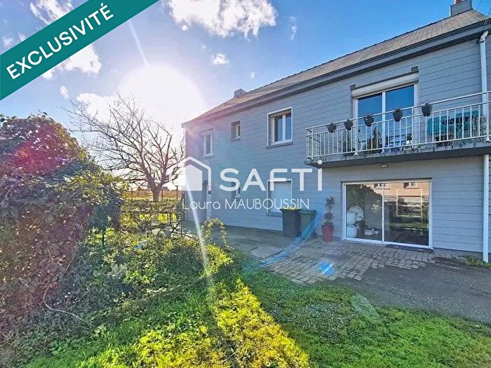 Maison à vendre - Grand-Auverné - 6 pièces - 4 chambres