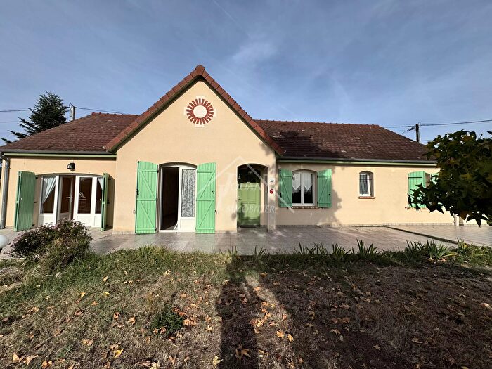Maison 8 pièces à vendre - Châtel-de-Neuvre