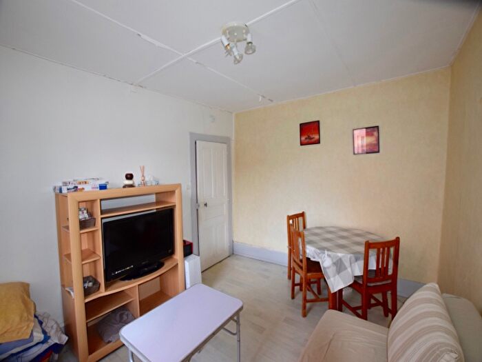 Appartement à vendre - Montbéliard, Faubourg, Mont-Chevis, Chiffogne, Citadelle - 1 pièce - 1 chambre