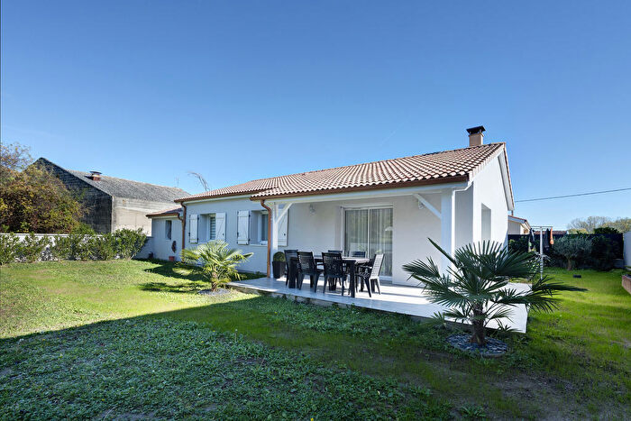 Maison à vendre - Saint-Pierre-de-B uf, Saint-Pierre-de-Boeuf - 4 pièces - 3 chambres