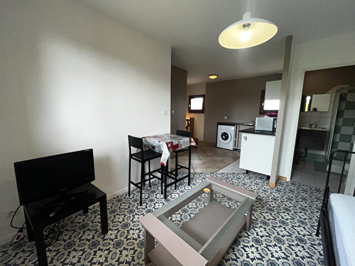 Appartement à louer - Davézieux - 2 pièces - 1 chambre