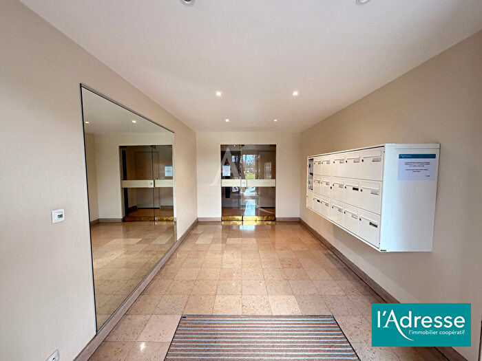 Appartement à vendre - Reims, Barbâtre - 4 pièces - 2 chambres