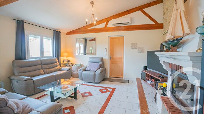 Maison à vendre - Tesson - 9 pièces - 6 chambres