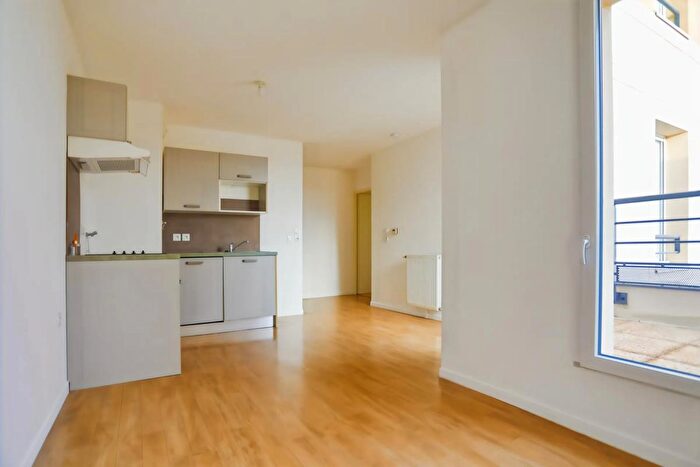 Appartement à vendre - Beauvais, Saint-Jean - 3 pièces - 2 chambres