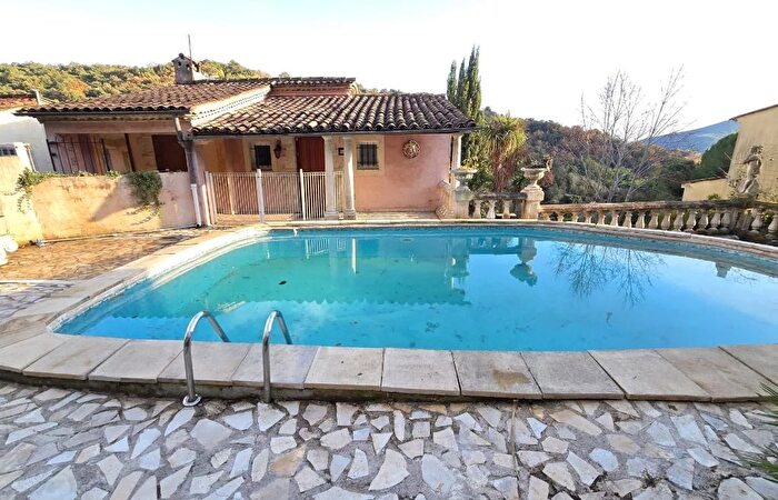 Maison à louer - Auribeau-sur-Siagne - 5 pièces