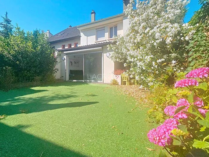 Maison à vendre - Arcueil, Plateau-Kergomard - 5 pièces - 3 chambres