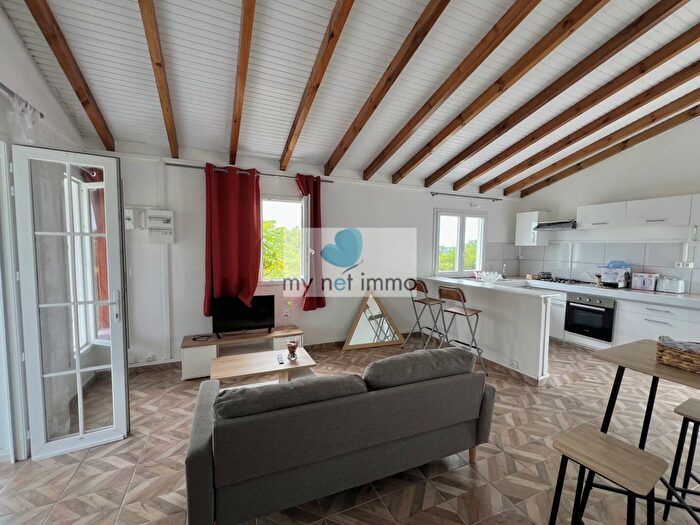 Maison à louer - Sainte-Anne - 3 pièces - 2 chambres