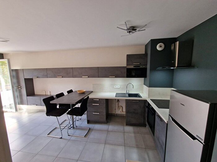 Grosse Pierre-Foch-Dunant-Guynemer-Collinet, Meaux : Appartement 2 pièces à louer