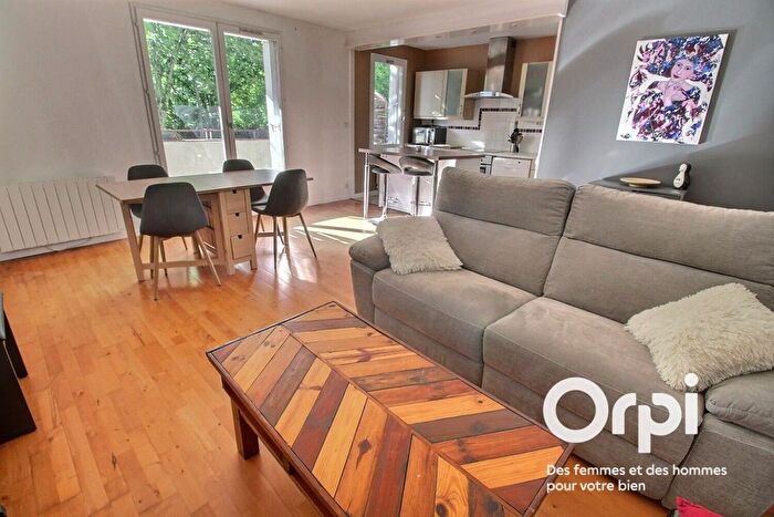 Appartement à vendre - Montigny-le-Bretonneux, Le Manet - 3 pièces - 2 chambres