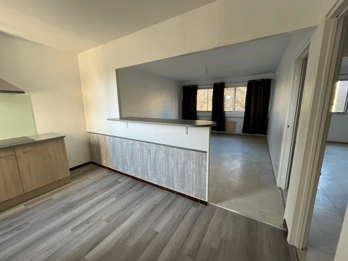 Appartement 2 pièces à Haute Folie-Centre Ville, Hérouville-Saint-Clair, à louer