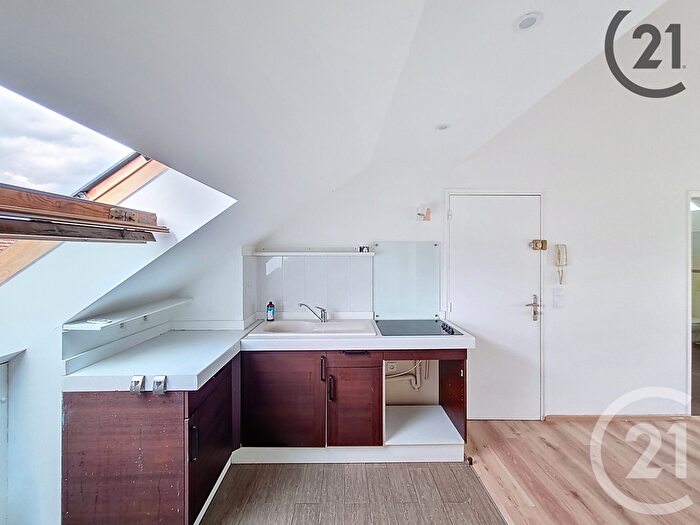 Appartement à vendre - Brie-Comte-Robert, Centre-ville - 3 pièces - 2 chambres