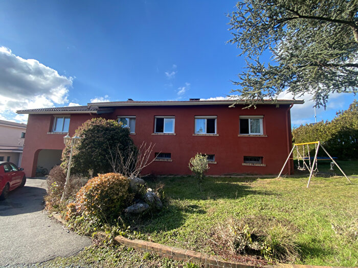 Maison à vendre - Sainte-Consorce - 6 pièces - 4 chambres