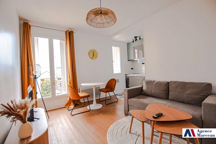 Appartement à louer - Courbevoie - 2 pièces - 1 chambre