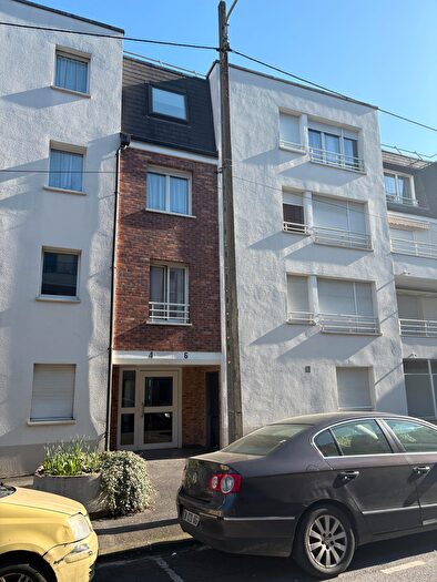 Appartement à louer - Livry-Gargan, Centre-ville - 1 pièce