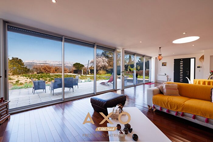 Maison à vendre - Fuveau - 10 pièces - 5 chambres