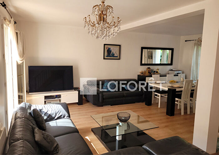 Thiais, Pavé de Grignon : Maison 5 pièces à vendre
