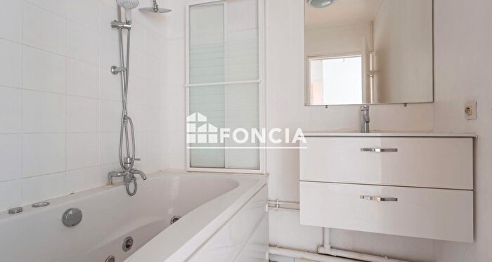 Appartement à vendre - Antony, Croix de Berny - 3 pièces - 2 chambres