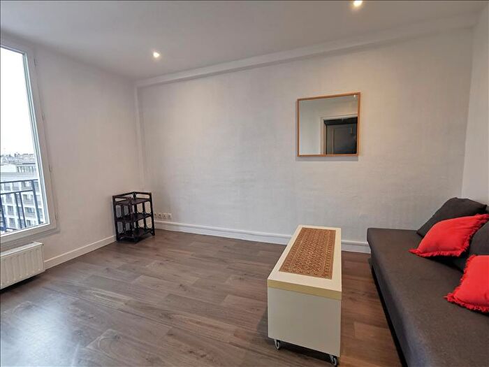 Appartement 1 pièce à louer - Paris 20ème, Père Lachaise, Réunion