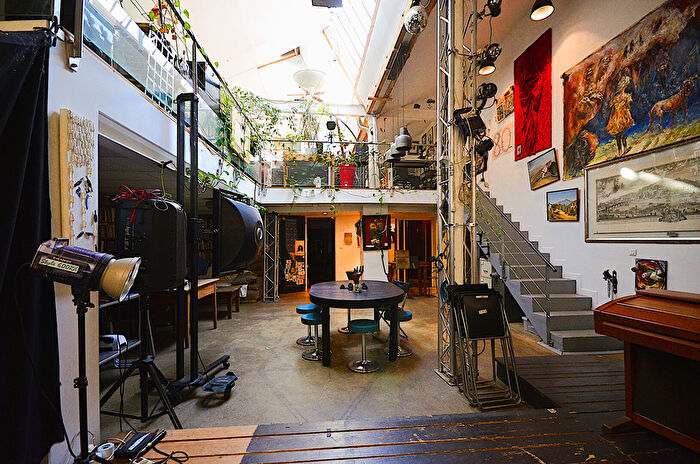 Appartement à vendre - Villeurbanne, République, Tolstoi - 9 pièces - 4 chambres