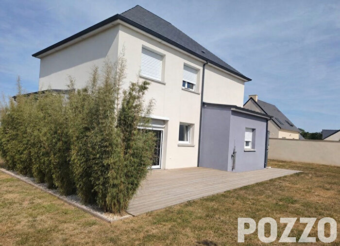 Maison 6 pièces à Saint-Clair-sur-l'Elle, à louer