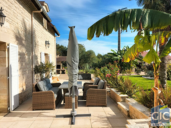 Maison à vendre - Moult - 8 pièces - 5 chambres