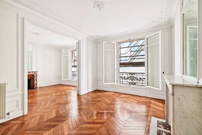 Appartement à louer - Paris e , Dupleix, Motte Picquet - 4 pièces - 3 chambres