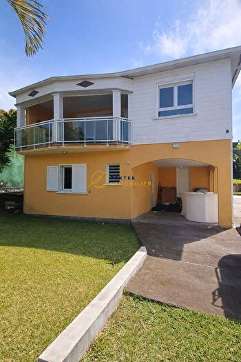 Maison à louer - Le Tampon - 4 pièces - 3 chambres