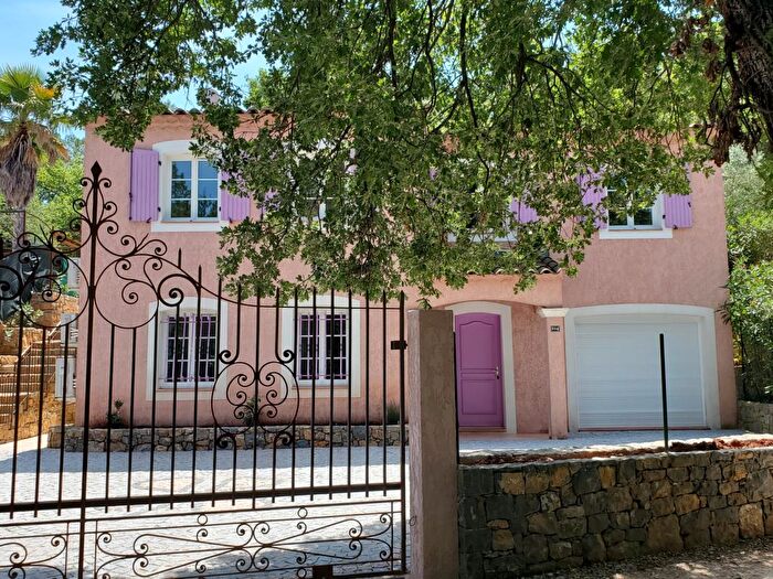 Maison à vendre - Le Thoronet - 7 pièces - 5 chambres