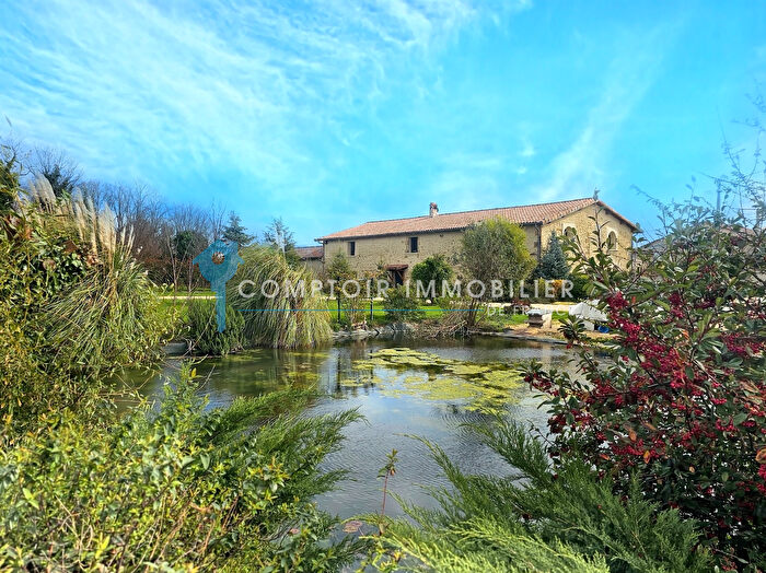 Maison à vendre - Chabeuil - 8 pièces - 4 chambres