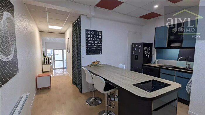 Appartement 4 pièces à vendre - Vichy, Coeur de Ville