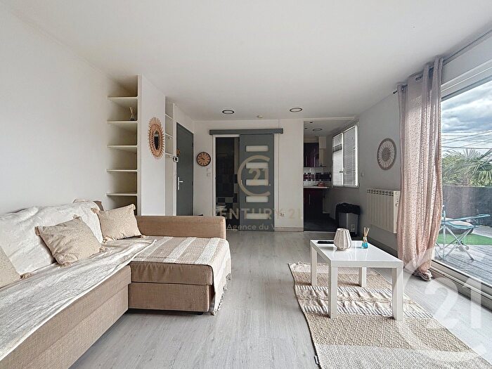 Appartement à vendre - Champs-sur-Marne, Bords de Marne - 1 pièce