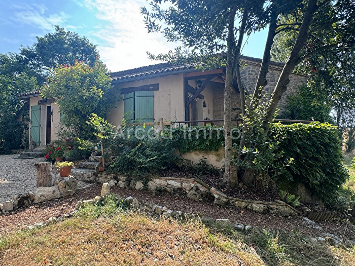 Maison à vendre - Saint-Colomb-de-Lauzun - 5 pièces - 4 chambres